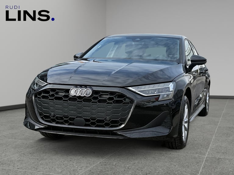 Audi A3 Sportback in schwarz - metallic-perleffektno gebraucht in ...