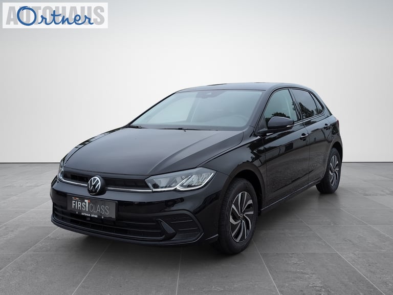 VW Polo in schwarz - metallic-perleffektno gebraucht in Perg für € 21. ...