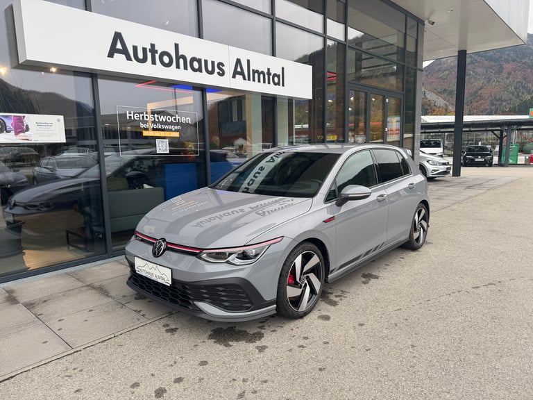 VW Golf in mittelblau - metallic gebraucht in Scharnstein für € 34.990 ...