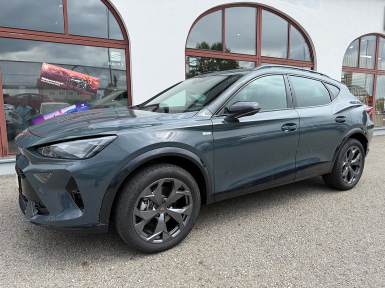 CUPRA Formentor in mittelblau - normal gebraucht in Vitis für € 36.990 ...