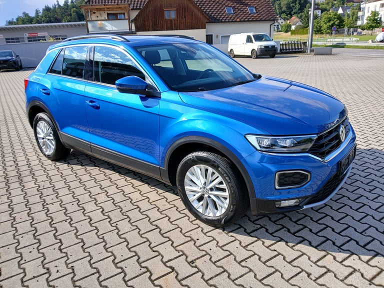 VW T-Roc in mittelblau - metallic gebraucht in Walding für € 17.490 ...
